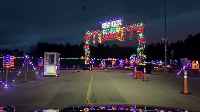 Gillette Stadium Christmas Lights 2021: Magic Of Lights, Foxboro ...